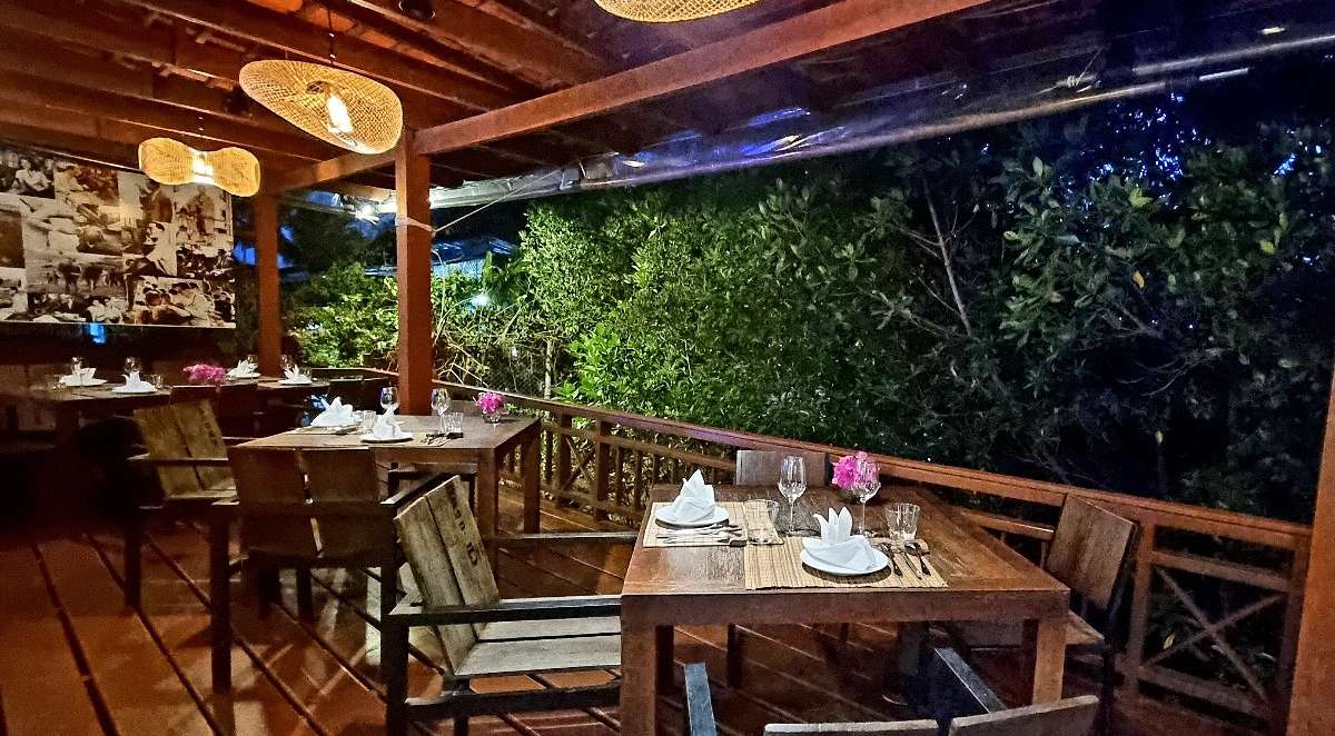 Supattra Thai Dining - Star Wine List