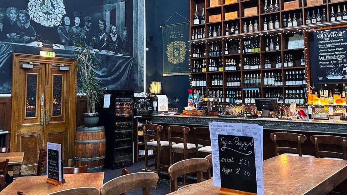 12 great wine bars and wine restaurants in Edinburgh 2025 - Star Wine List